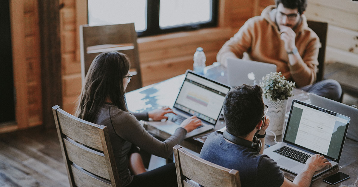 Hur blir man systemutvecklare?